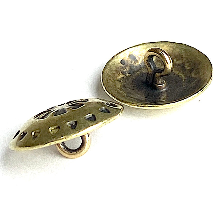 Brass Concho Button w. 'Wreath' Design 5/8" #SW-260 – The Button Bird